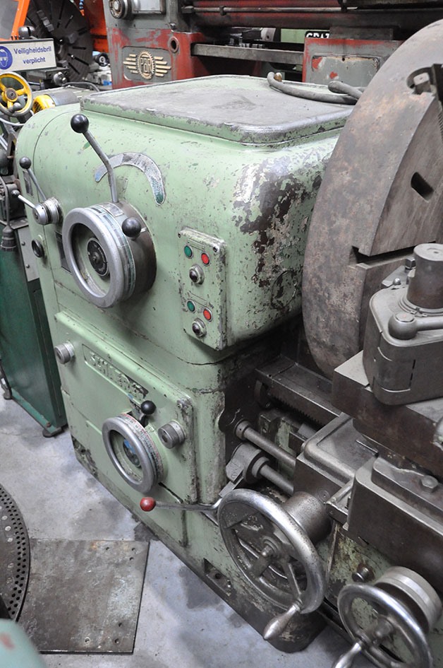 Schaerer - Ø 820 x 2000 mm | Centre lathes, N° 10348
