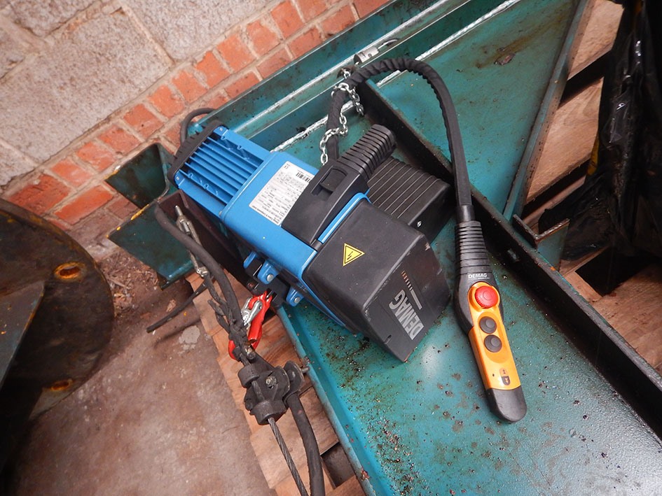 Used Conveyors, Overhead Travelling Crane, Jig Cranes, Jib crane - 250 ...