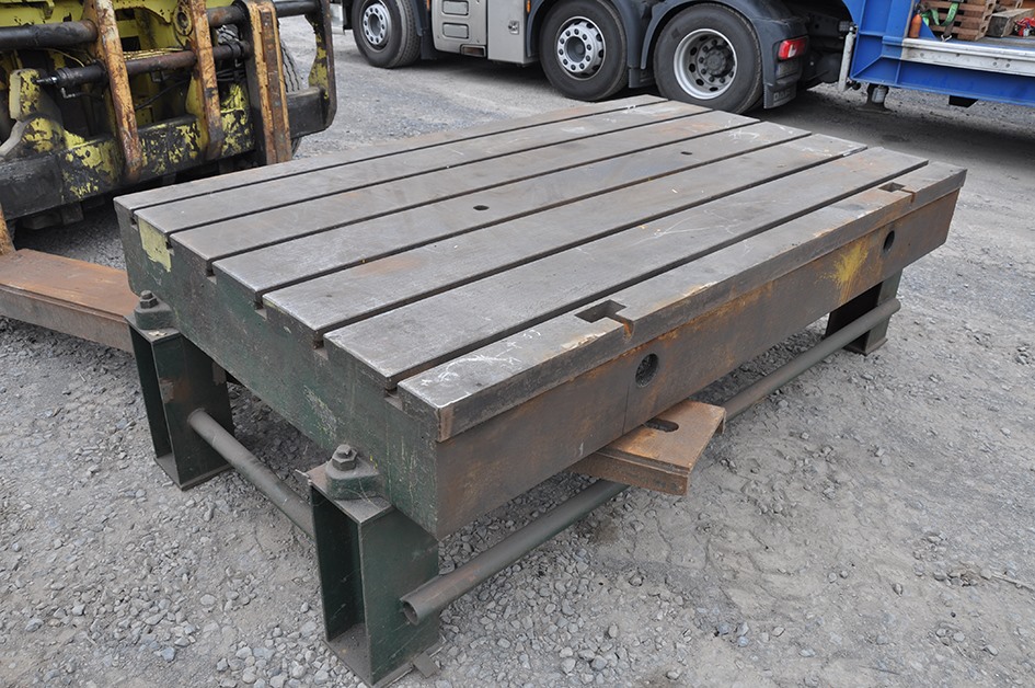 T-slot Table - 2680 x 1540 x 300 mm | Tables & Floorplates, N° 10750