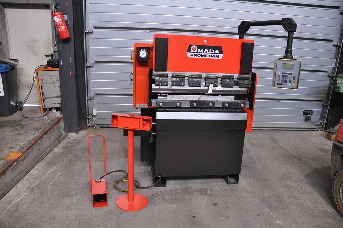Used Hydraulic Press Brakes Amada Promecam IT 25 Ton X 1250 Mm CNC N used-hydraulic-press-brakes-amada-promecam-it-25-ton-x-1250-mm-cnc-n