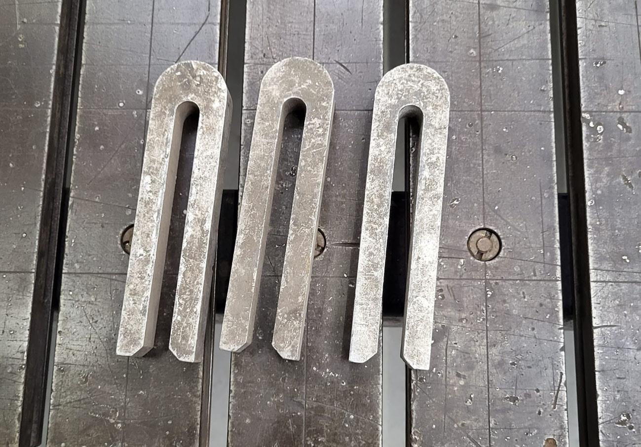 Gebruikte Lastafels & Vloerplaten & T-Gleufplaten & Vlakke platen ...