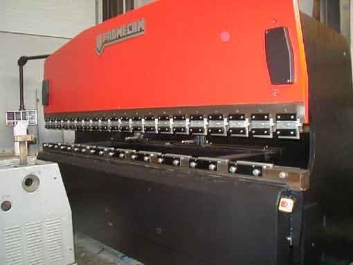 Used Hydraulic press brakes, Amada cnc - RG 104 N° 2169 *04