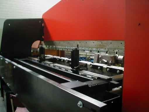 Used Hydraulic press brakes, Amada cnc - RG 104 N° 2169 *04