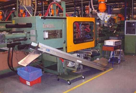 Used Plastic injection molding & Induction furnaces, Engel - ES 700/150 ...