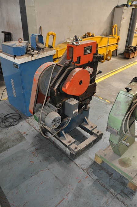 Used Universal ironworker, Delmac - QA 32-8A N° 6731