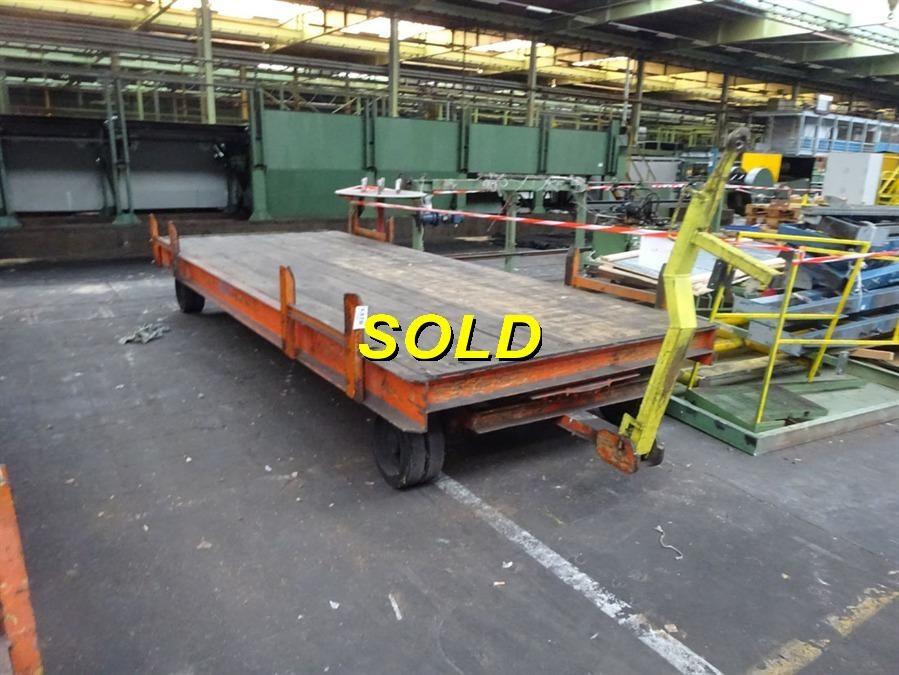 Used Vehicles (lift trucks - loading - cleaning etc), Loading trolley ...