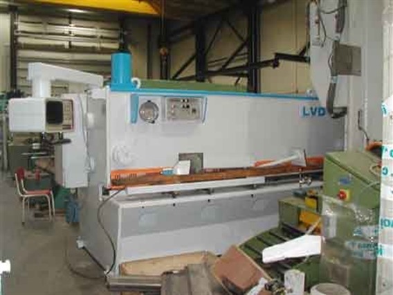 D'Occasion Cisailles guillotine, hydraulique, LVD - MVN 31/8 N° 1009 *03